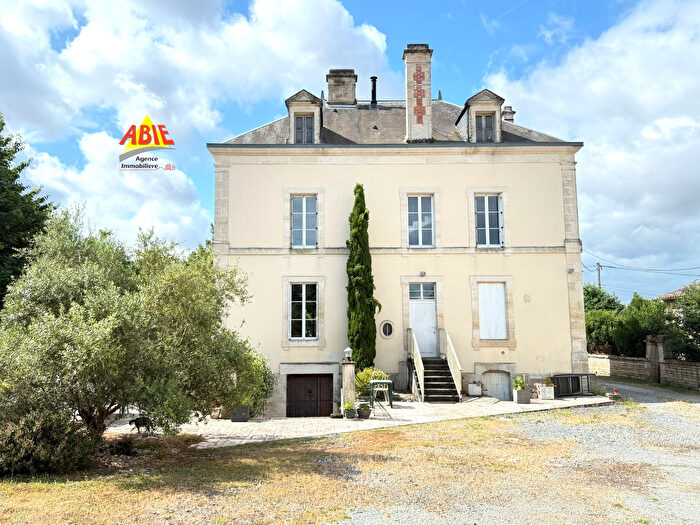 Maison à vendre - Échiré - 7 pièces - 5 chambres