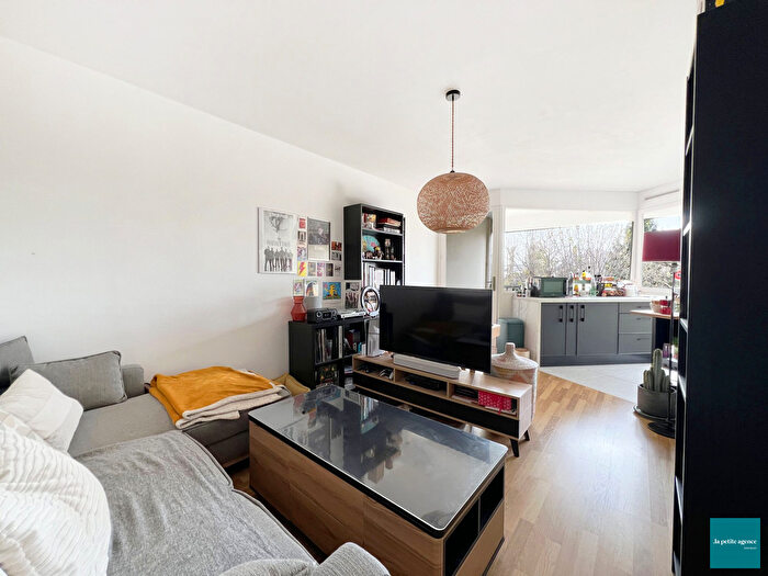 Appartement à vendre - Caen, Saint-Jean Etudes, Saint-Gilles - 2 pièces - 1 chambre