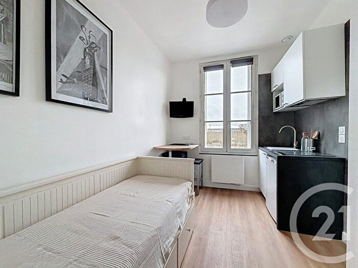 Appartement à louer - Tours, Saint-Symphorien - 1 pièce