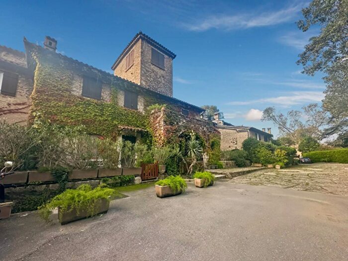 Appartement à louer - Saint Veran, Cagnes-sur-Mer - 1 pièce