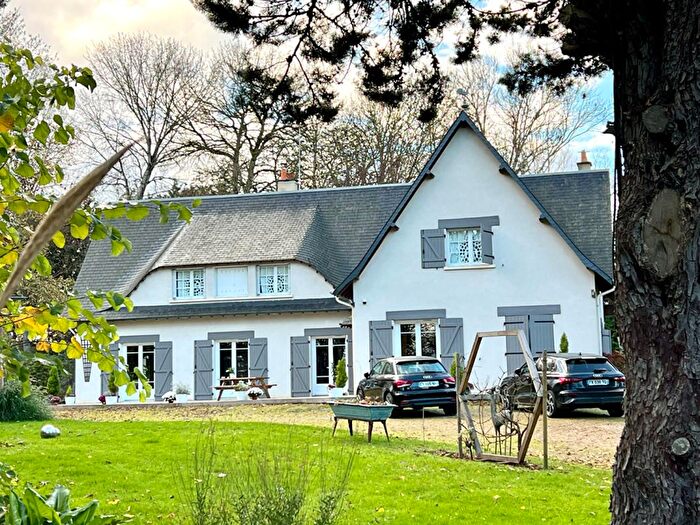 Maison à vendre - Mondoubleau - 8 pièces - 5 chambres