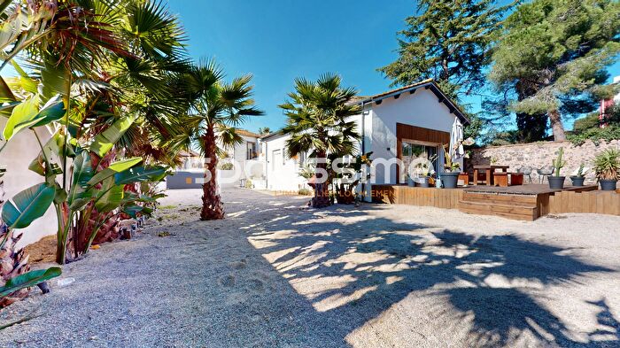 Maison à vendre - Agde, La Ville - 4 pièces - 3 chambres