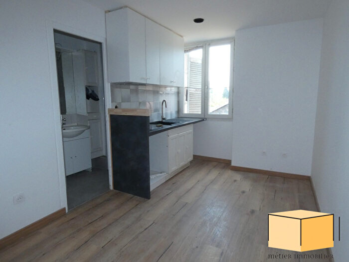 Appartement à louer - Belley - 1 pièce - 1 chambre