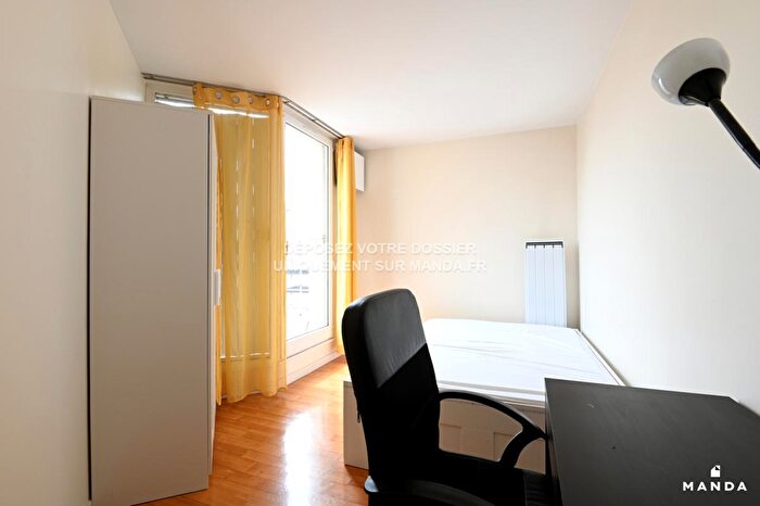 Asnières-sur-Seine, Coubertin : Appartement 5 pièces à louer