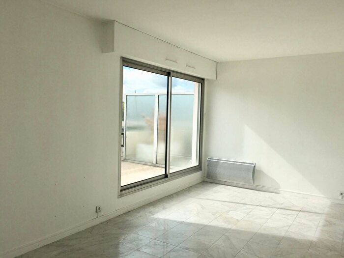 Bécon, Courbevoie : Appartement 2 pièces à louer