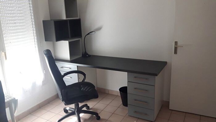Saint Louis, Lyon 7ème arrondissement : Appartement 1 pièce à louer