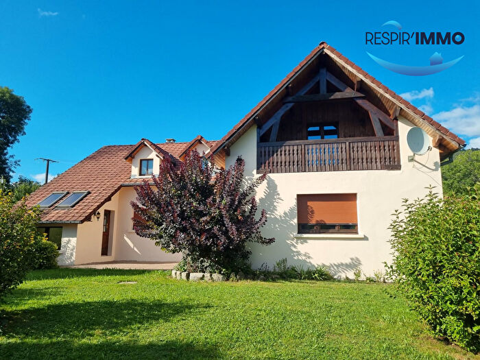 Maison à louer - Plancher-Bas - 5 pièces - 3 chambres