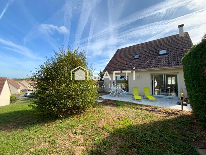 La Chapelle-du-Noyer : Maison 5 pièces à vendre