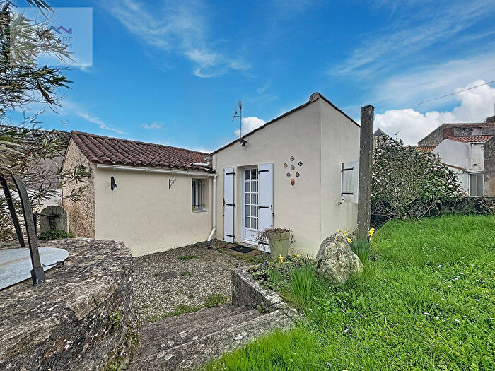 Maison à vendre - Saint-Julien-des-Landes - 4 pièces - 2 chambres