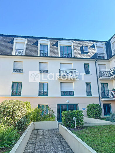 Sucy-en-Brie, Gare, Noyers, Berges de Sucy : Appartement 1 pièce à louer