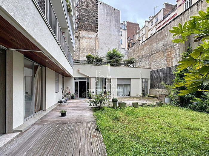 Paris 18ème, Jules Joffrin - Appartement 5 pièces à vendre