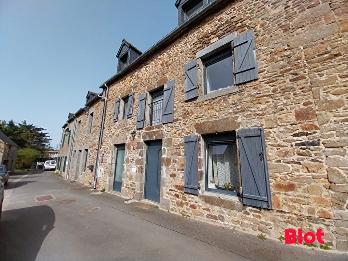 Maison 5 pièces à vendre à La Ville-ès-Nonais