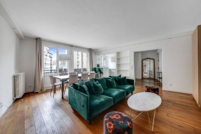 Appartement à louer - Muette Sud, Paris ème arrondissement - 2 pièces - 1 chambre