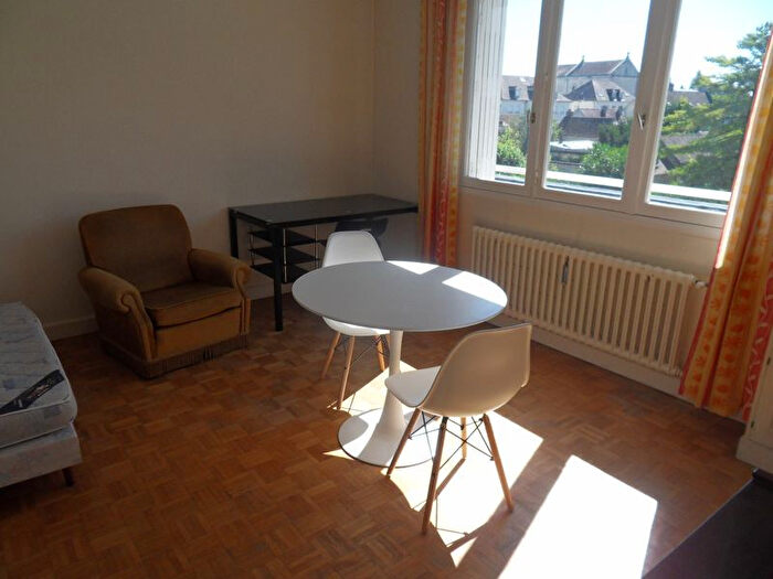 Appartement 1 pièce à louer - Compiègne, Centre-ville