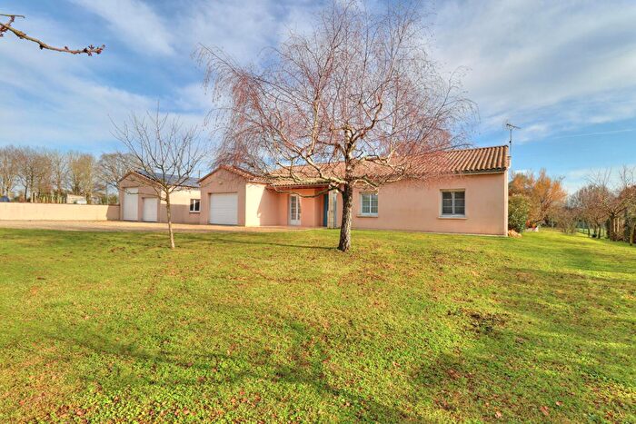 Maison à vendre - Faye-sur-Ardin - 5 pièces - 4 chambres