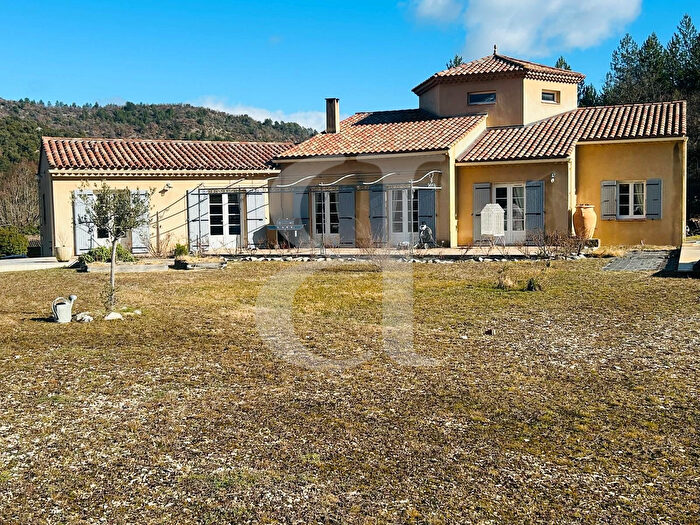 Maison à vendre - Savoillan - 7 pièces - 6 chambres