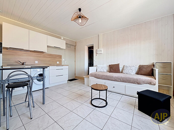 Château-dOlonne, Nouettes, Vivier, Bois de la Rudelière : Appartement 1 pièce à louer