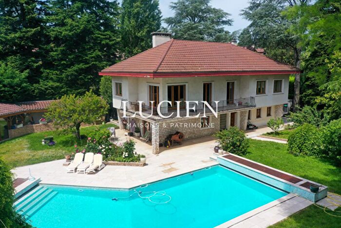 Maison 6 pièces à vendre à Écully, Les Serres, Vivier
