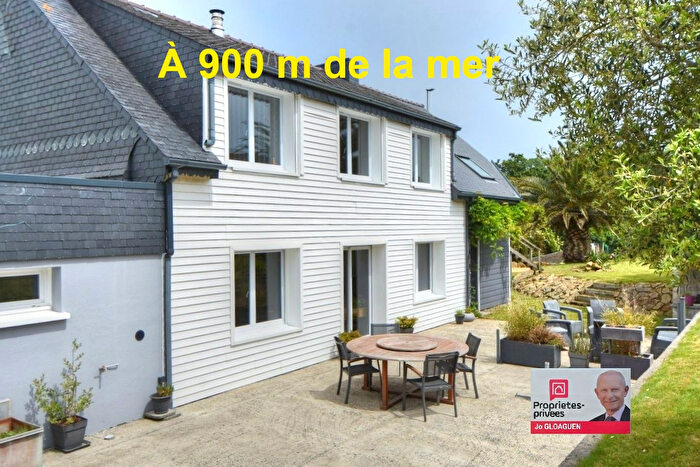 Maison 7 pièces à Trélévern, à vendre