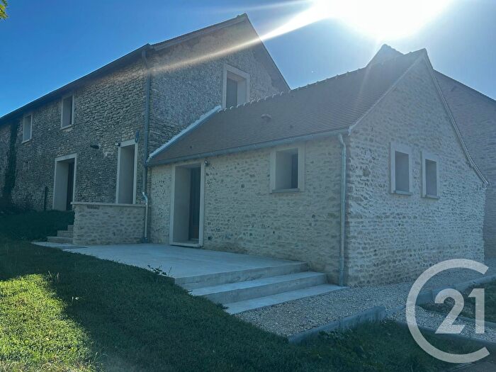 Saint-Lubin-de-la-Haye : Maison 4 pièces à louer