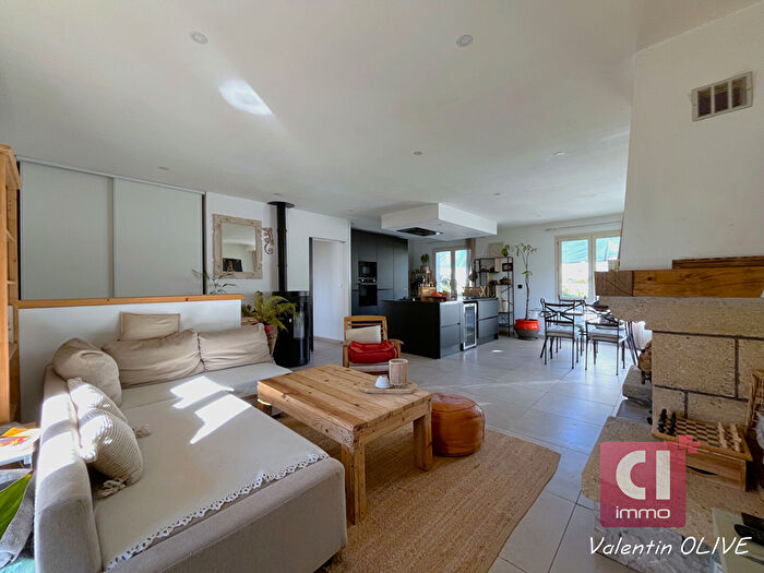 Maison à vendre - Rocbaron - 4 pièces - 3 chambres