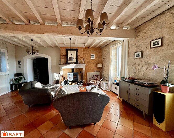 Maison 8 pièces à vendre à Saint-Exupéry