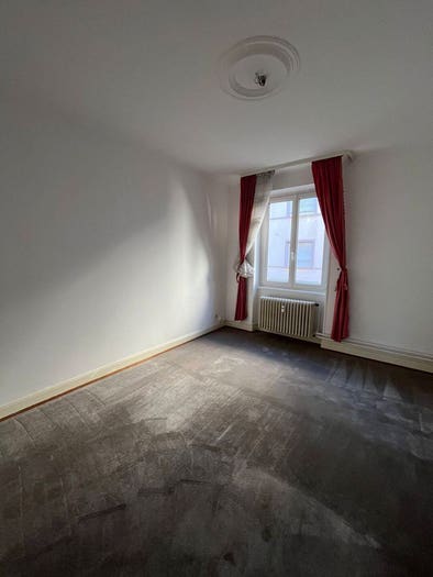 Neudorf Ouest Centre, Strasbourg : Appartement 2 pièces à louer