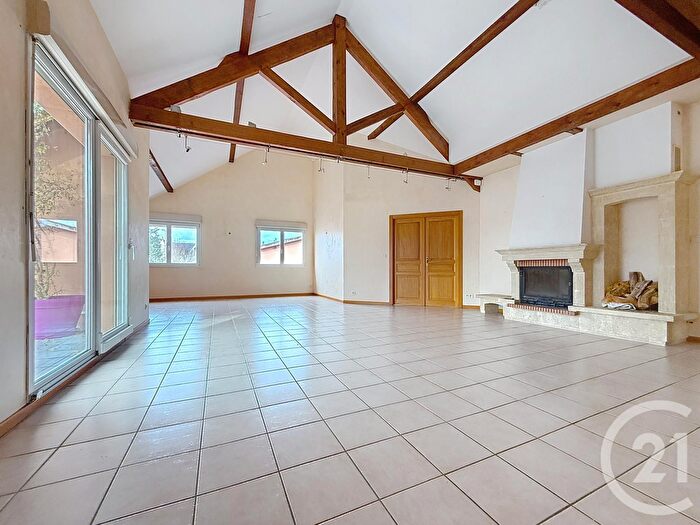 Appartement 5 pièces à Valdoie, à louer