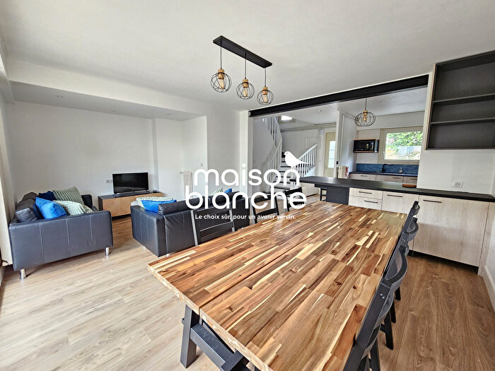 Maison à louer - Les Ponts-de-Cé - 5 pièces - 4 chambres