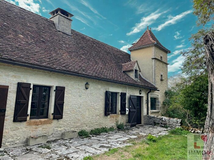 Maison à vendre - Le Bastit - 6 pièces - 4 chambres