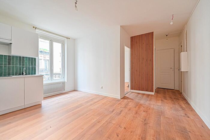 Clichy, République, Victor Hugo - Appartement 3 pièces à vendre