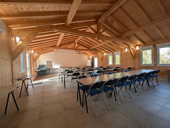 Maison à vendre - Mérignac, Beaudésert - 11 pièces - 8 chambres