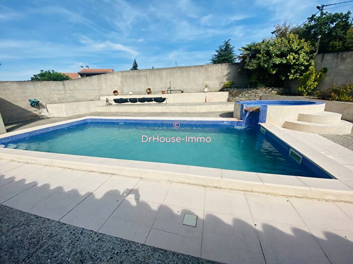 Pieusse : Maison 6 pièces à vendre