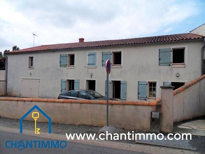 Maison à louer - Sigournais - 4 pièces - 2 chambres