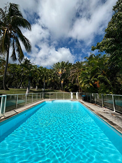 Maison à vendre - Saint-Denis, Bellepierre - 6 pièces - 5 chambres