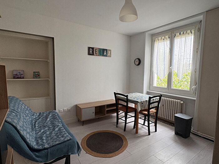 Appartement 1 pièce à Saint-Brieuc, Cesson, Ville Bastard, Balzac, Le Plateau, Europe, Ginglin, à louer