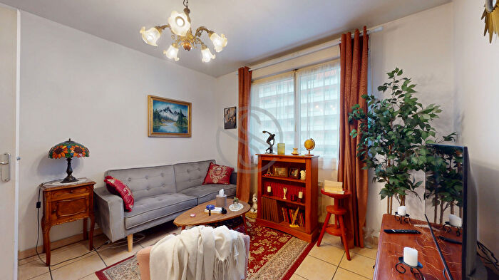 Appartement à vendre - Villeurbanne, Perrallière - 2 pièces - 1 chambre