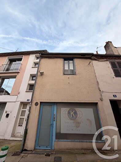 Maison 4 pièces à Moulins, Centre-ville, à vendre