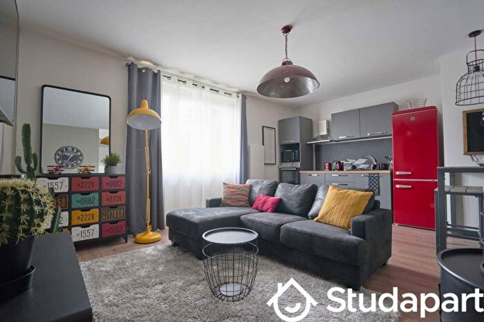 Appartement à louer - Saurupt-Clémenceau, Nancy - 1 pièce - 2 chambres