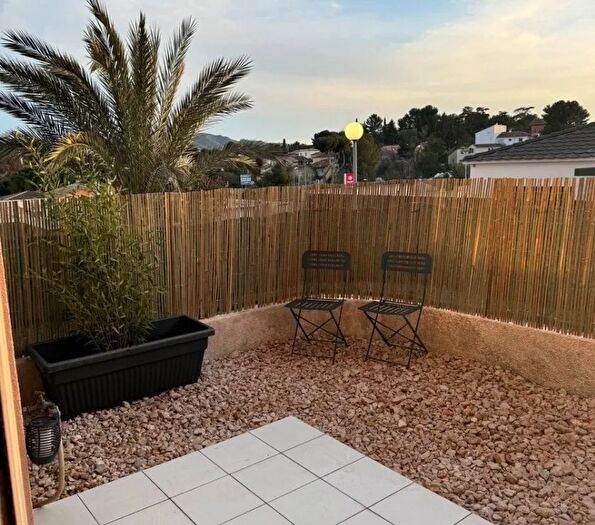 Appartement à vendre - Marseille e , Les Trois Lucs - 2 pièces - 1 chambre