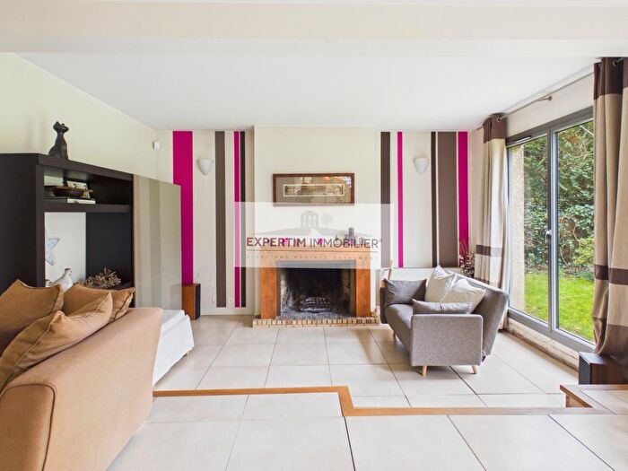 Maison à vendre - Vaucresson - 6 pièces - 4 chambres