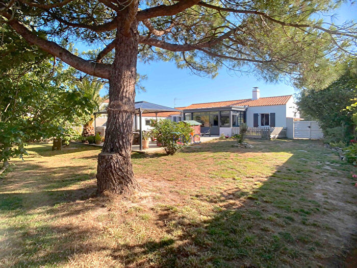 Maison à vendre - Barbâtre - 4 pièces - 3 chambres