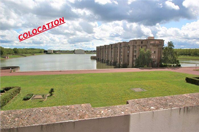 La Sourderie, Montigny-le-Bretonneux : Appartement 1 pièce à louer