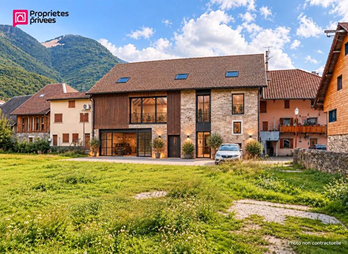 Marlens : Maison 7 pièces à vendre