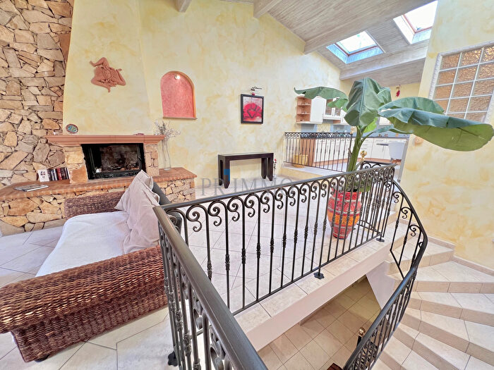 Maison à vendre - Fréjus, Centre-ville - 4 pièces - 3 chambres