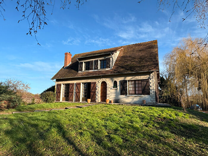 Maison à vendre - Chécy - 7 pièces - 6 chambres