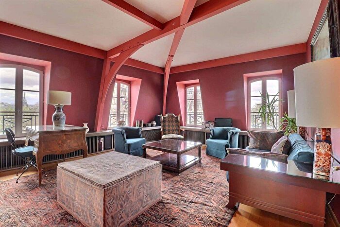 Appartement à louer - Saint Victor, Paris ème arrondissement - 3 pièces - 3 chambres