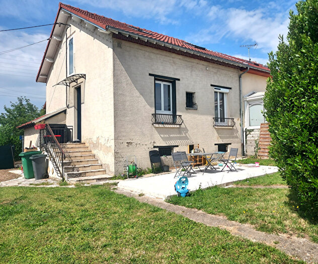 Maison 4 pièces à vendre à Bornel