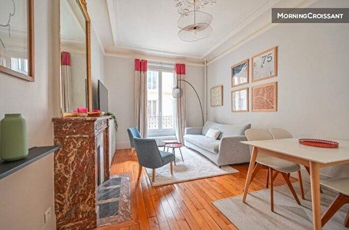 Appartement à louer - Lorette-Martyrs, Paris ème arrondissement - 3 pièces - 1 chambre