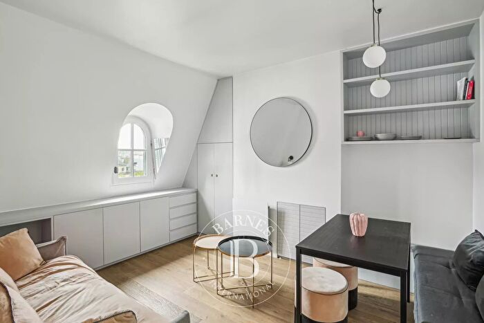 Appartement à vendre - Paris e , Saint-Thomas dAquin, Bac, Musée dOrsay - 1 pièce